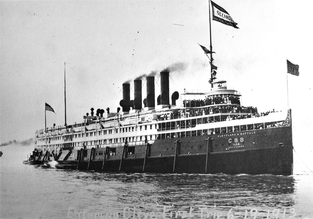 East 9th Street Pier - Lake Shore Rail Maps